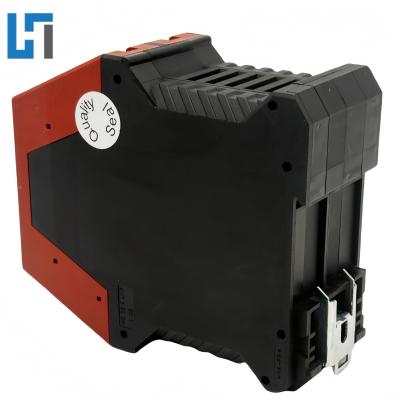 China XPSATE5110 Schneider Programmable Safety Controller New Original Plc Programming Controller Module for sale