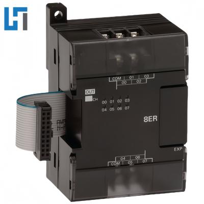 China Módulo de control PLC original nuevo Omron CP1W-8ER, controlador de automatización industrial en venta