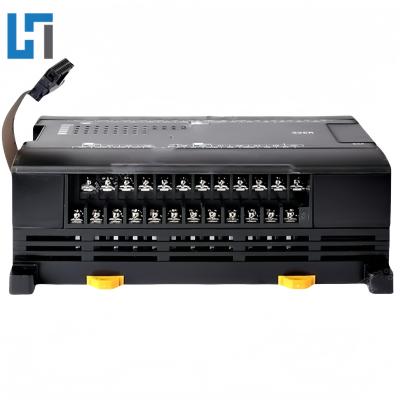 China CP1W-40EDR Módulo de expansión PLC Omron 24 puntos de E/S digitales en venta