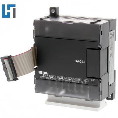 China CP1W-DA042 Módulo PLC Omron Controlador de Automatización Industrial AC220V en venta