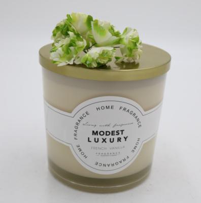 China Straight Cup Spraying Coloured Label Environmentally Friendly Vanilla Scented Candles With Metal Lid for sale