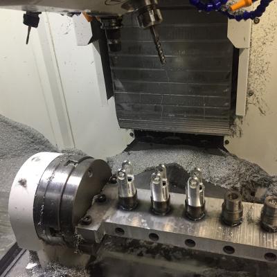 Cina Parti di metallo rapide di precisione di CNC che sabbiano le opzioni superfice ampie d'anodizzazione di finitura in vendita