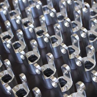 Cina Il CNC rapido di alluminio di alta precisione si separa le ampie opzioni di finitura di superficie in vendita