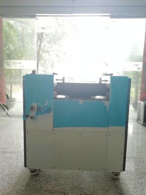 China Witte Automatische Drie Broodjesmolen 3 Rolling Malende Luminophore Machine Te koop