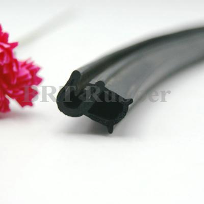 Cina Customized Fire Resistant EPDM Rubber Seal Strip For Rail Vehicle in vendita