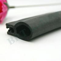 China Fireproof Epdm Sponge Rubber Sealing Strips Customized Shape for sale