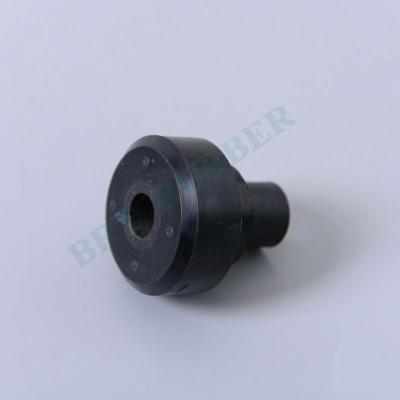 Cina Corrosion Proof Mold Natural Rubber Bushing Part For Car Spare Parts Machines in vendita