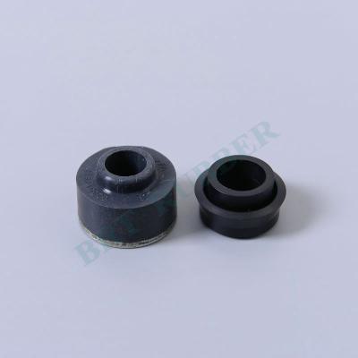 Cina Corrosion Proof Mold Natural Rubber Bushing Part For Car Spare Parts Machines in vendita
