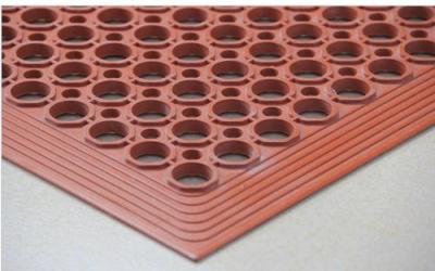 Cina Interlocking Drainage Rubber Door Mats Sheet For Kitchen Antislip in vendita