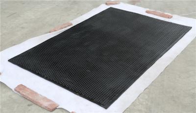 Cina L'uso di gomma dell'hotel di EPDM non slitta le stuoie di gomma 2.0mm con il foro di drenaggio in vendita