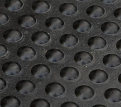 Cina L'uso di gomma dell'hotel di EPDM non slitta le stuoie di gomma 2.0mm con il foro di drenaggio in vendita
