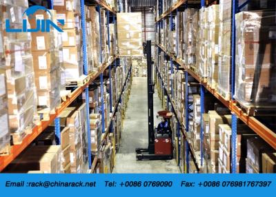 Cina Il racking selettivo resistente del pallet, lo stoccaggio industriale ISO9001/ISO14001 accantona in vendita