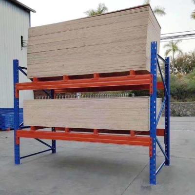 中国 カスタマイズされたボルト倉庫の悩ますシステム積み重ね可能な金属パレット貯蔵の棚 販売のため