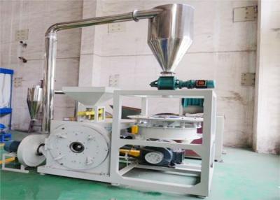 Cina Il granulatore di plastica automatico 100 senza polvere del residuo SKD11 ingrana la resistenza all'abrasione 75kw in vendita
