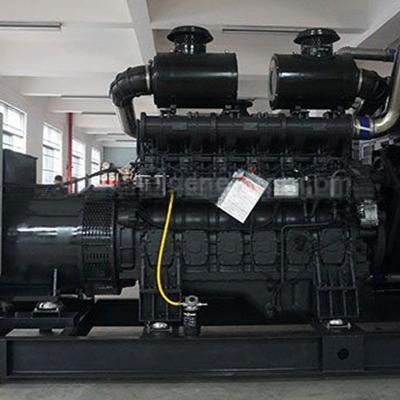 China 40kva 30kw superstille driefasige dieselgeneratoren met aanpasbare nominale stroom Te koop