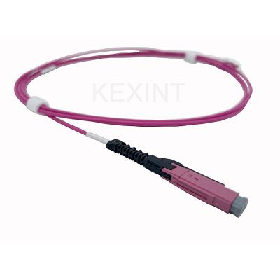 中国 KEXINT 2M MDC UPC から LC UPC Uniboot デュプレックス マルチモード OM4 LSZH (OFNR) 2.0mm 光ファイバーパッチケーブル 販売のため