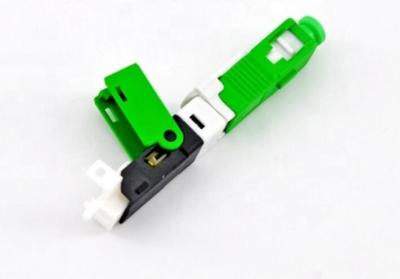 Cina Sc veloce AP 0,9 del connettore di singolo modo 2,0 3,0 perdita di inserzione 0.3dB di MP 55 60mm in vendita