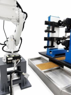 China Small Batch Production Robotic Polishing Machine For Faucet Production for sale