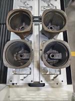 China Flash Removal Robotic Grinding Machine For Cylinder block for sale