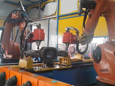 China Fully Automatic Robotic Aluminum Polishing Machine High Gloss For Car Axle for sale