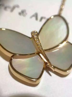 Cina Oro giallo della collana 18K del pendente della farfalla, collana di Van Cleef Butterfly in vendita