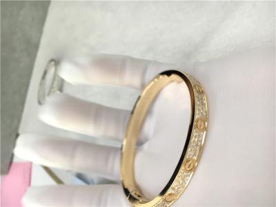 Cina Oro giallo del braccialetto 18K di amore di Diamond High End Custom Jewelry in vendita