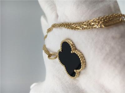 Cina Collana lunga di Alhambra di stile 18K dei gioielli d'annata di lusso dell'oro per l'amica in vendita
