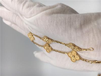Cina Braccialetto Alhambra d'annata dell'oro di motivi 18K del giallo 5 delle donne nessuna pietra preziosa in vendita