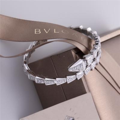 Cina Il braccialetto esile Serpenti della un-bobina romanzesca della vipera dell'Italia nell'insieme dell'oro bianco 18K con i diamanti pieni del pavé serpeggia il braccialetto in vendita