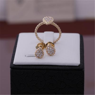 Cina L'orecchio fine francese di motivo di BohèMe XS del serpente fissa in orecchini rosa JCO01362 dell'oro in vendita