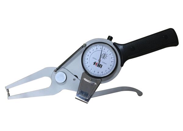 Quality Small Throat Type 0-20mm Outside Dial Caliper Gauge With 0.01mm Graduation for sale