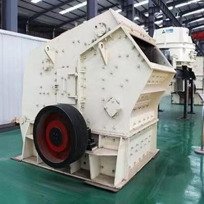 China Dual Purpose Single Stage Hammer Crusher Adjustable Particle Size For Cement Plant for sale