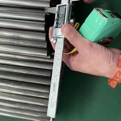 중국 맞춤형 길이 둥근 무선 스테인레스 스틸 튜브 304 / 316 판매용