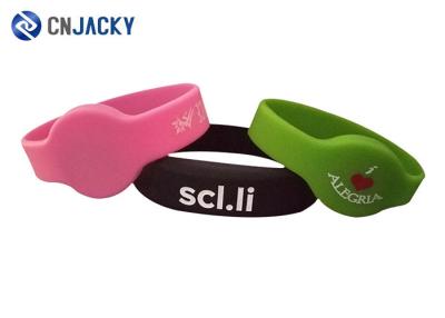 Cina I polsini astuti del silicone amichevole RFID di Eco per gli eventi con 13.56MHz scheggia in vendita