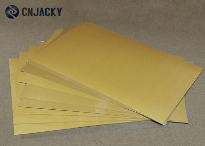 Cina Materiale di Smart Card di spessore dello strato 0.18mm del PVC dell'oro per il laminatore della carta di pressa a caldo in vendita