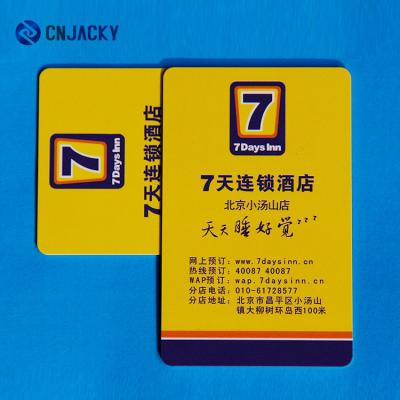 Cina Punzonatrice di plastica automatica piena della carta per la carta di identità/biglietto da visita in vendita
