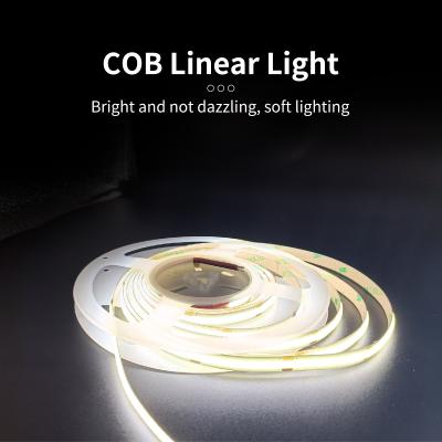 Cina La PANNOCCHIA leggera lineare flessibile ultra stretta Rgb impermeabile ha condotto le lampade fluorescenti in vendita
