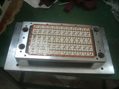 China Moveable Efficient Die PCB Punching Tool Fast Replace 200000 Times Life Cycle for sale