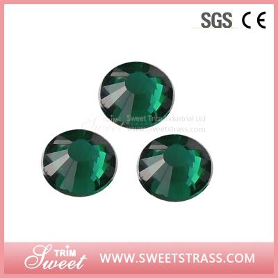 China Emerald Sawarovski rhinestones Sparkle Dance Sport Fashion Strass Women Clothing Accessories Garment Trims Studs Jewelry for sale
