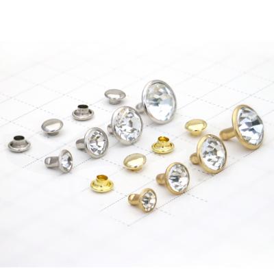 China Fashion Bullet Studs And Spikes For Clothes Punk Garment Rivets Rhinestone Fashion Accessories Crystal Rhinestones for sale