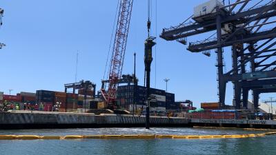 China 50/60Hz Vibroflot de alimentação de fundo de aço inoxidável para mineração e construção à venda