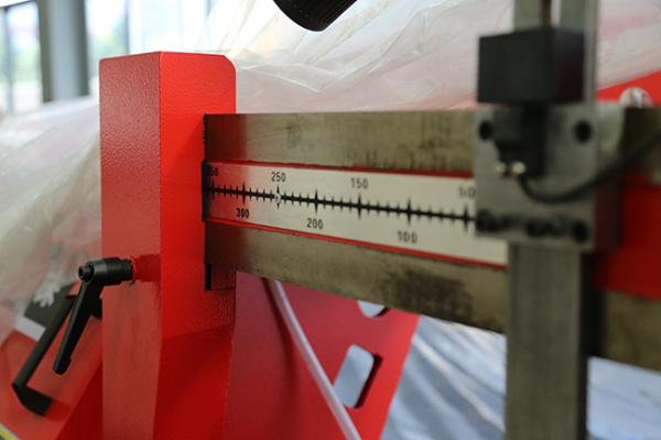 Quality Precision 0.1MM Horizontal Table Band Saw Machine Customized Steel Cutting for sale