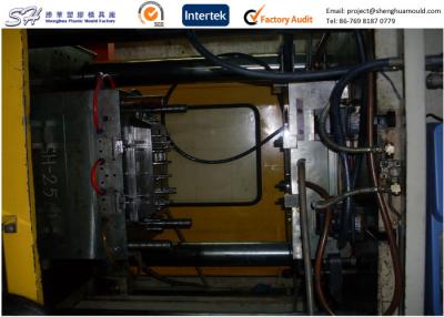 Cina Lavorazione con utensili dell'iniezione della base dello scaldabagno dell'ABS, precisione su ordinazione dello stampaggio ad iniezione in vendita