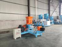 China Mini Animal Feed Floating Fish Feed Pellet Machine Extruded for sale