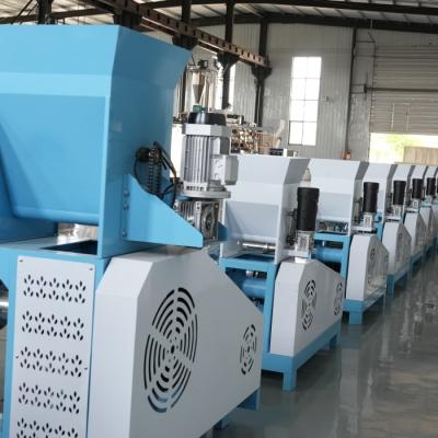 中国 自動制御380V家禽の浮遊魚食糧機械小さい供給の造粒機機械 販売のため