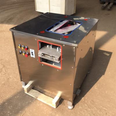China Stainless Steel Fish Slice Cutting Machine 3mm 5mm Salmon Filleting Machine 30deg for sale