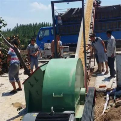 Cina Macchina frantumatrice per rifiuti di legno per produrre segatura, macchina trituratrice per la frantumazione del legno in vendita