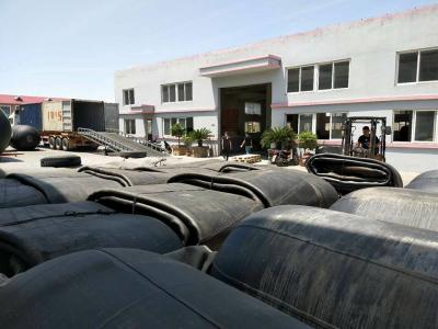 Cina Airbag marino in gomma ad alta pressione per carico rimorchiatore imbarcazione imbarcazione lancio yacht sollevamento in vendita