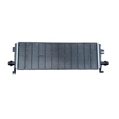 China New High Quality C Series W206 Front Low Temperature Cooler Engine Temperature Radiator Water Pipe Circulation for Mercedes-Benz for sale
