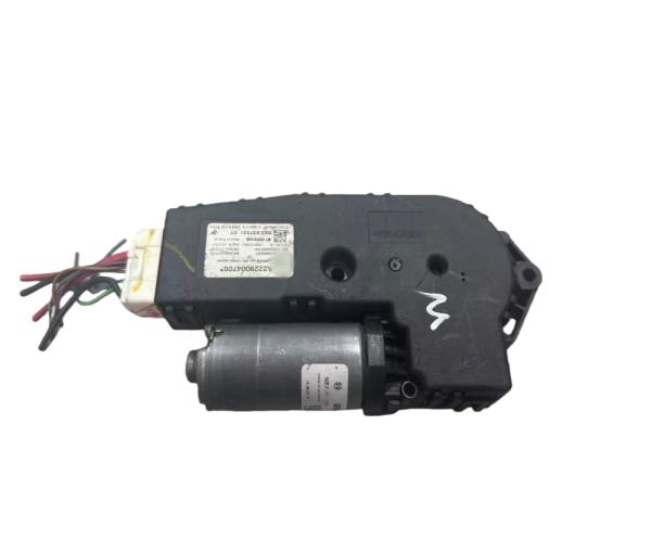 Quality Classic High-quality S-class W222 Maybach Sunroof Glass Variable Speed Motor Electric Roller Shutter Motor for Mercedes-Benz for sale